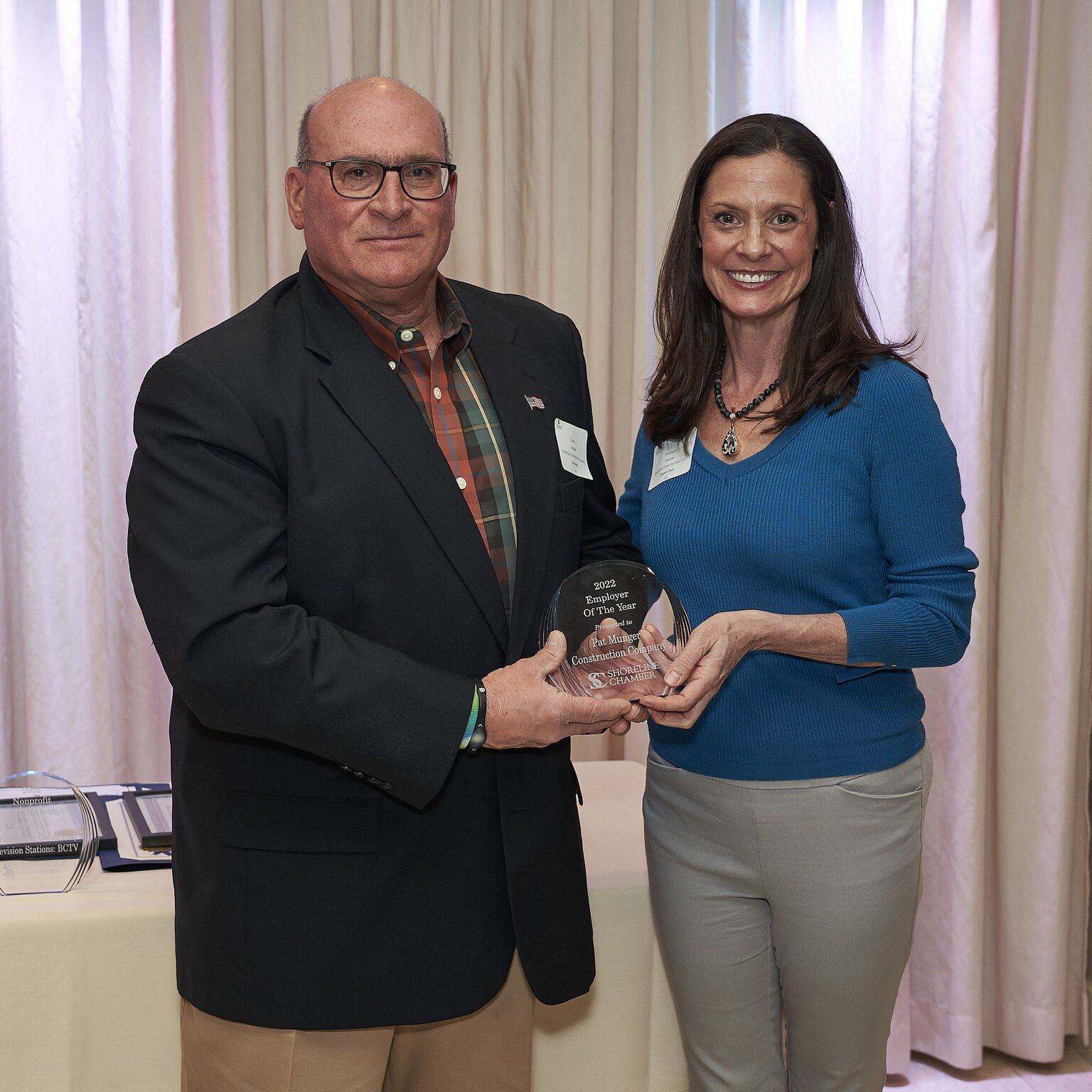 Shoreline Chamber Of Commerce Recognizes Munger Construction As ...